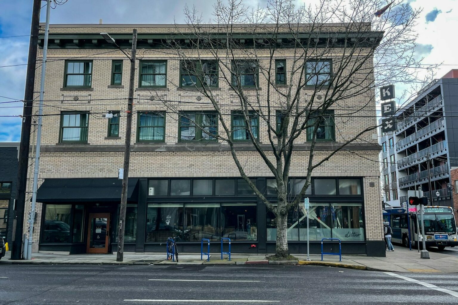 12 Incredibly Cool Hotels in Portland to Book Now (2025)